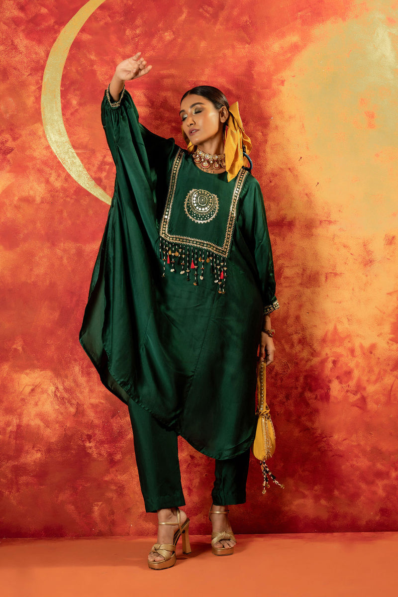 Masbah AntiFit Kurta with Pant – Prahnaaya India